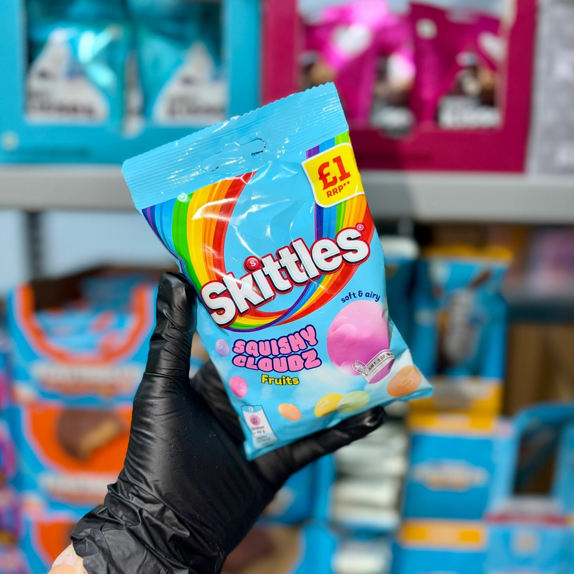 Жевательные конфеты Skittles Squishy Clouds/Скиттлс Сквиш 70 гр.
