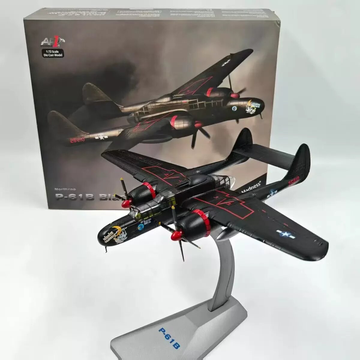 Модель самолета P-61B Black Widow 1:72