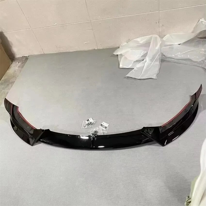 Передний бампер Tesla Model 3 2017-2022 Gloss Black