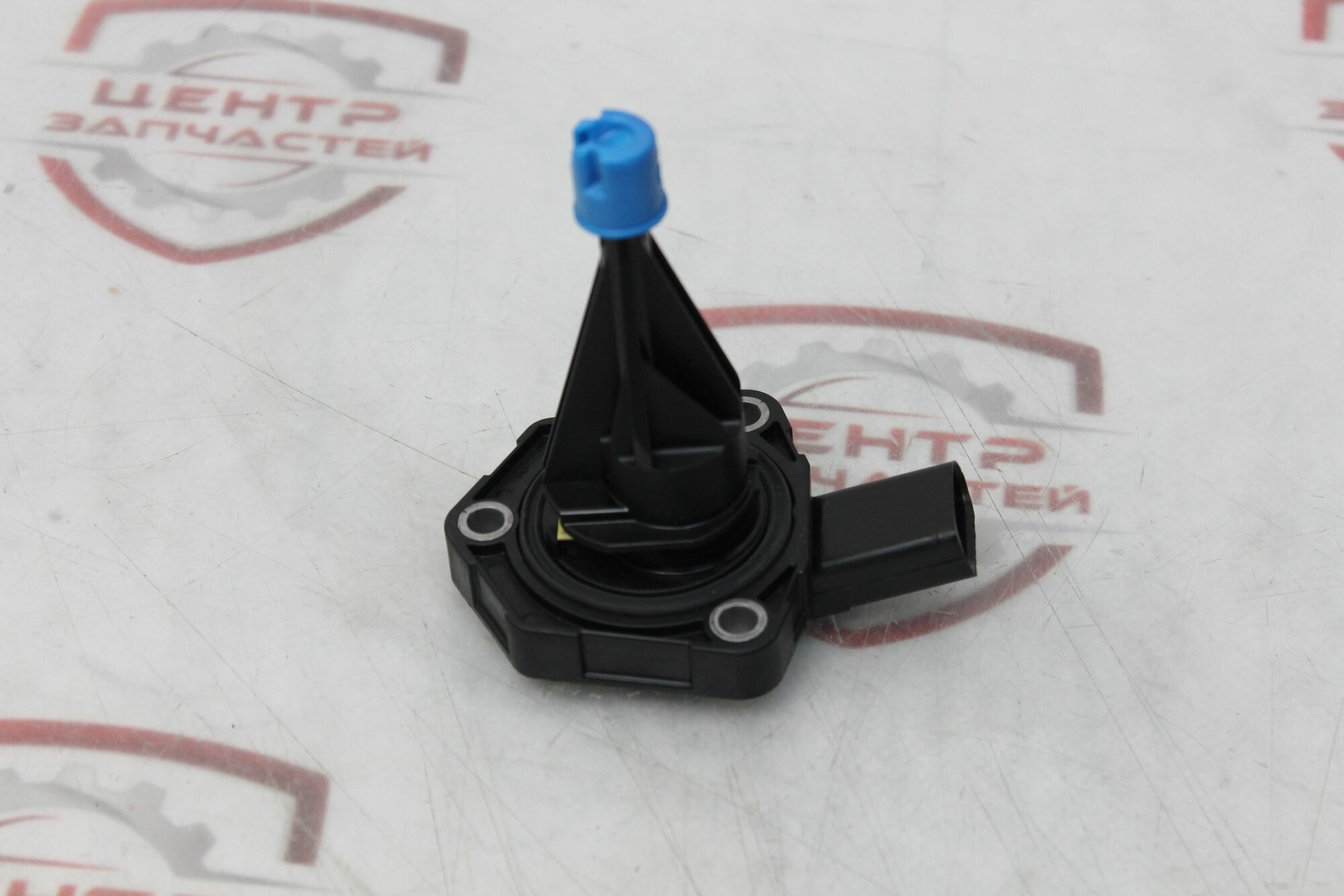 Датчик уровня масла HELLA 6PR013680091
