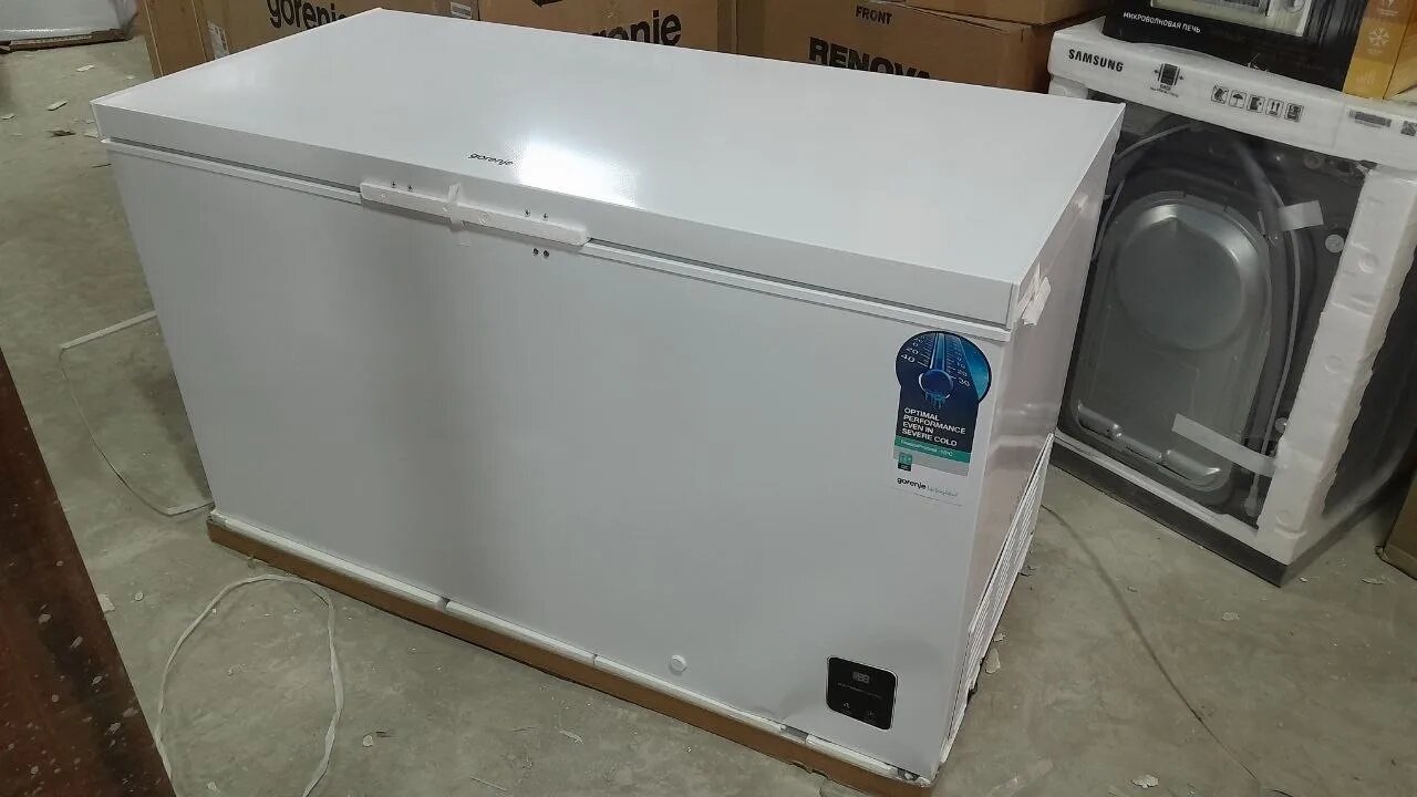 Ларь морозильный GORENJE FHC42A6W белый, 420л (уценка)