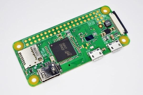 Микрокомпьютер Raspberry Pi Zero W на базе процессора Broadcom BCM2835