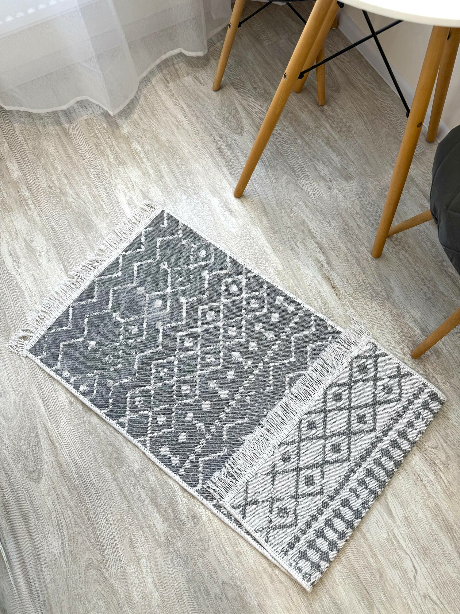 Green carpet Ковер 60x120 см геометрический белый, серый