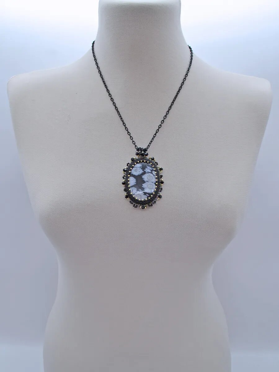Колье, кристаллы Swarovski