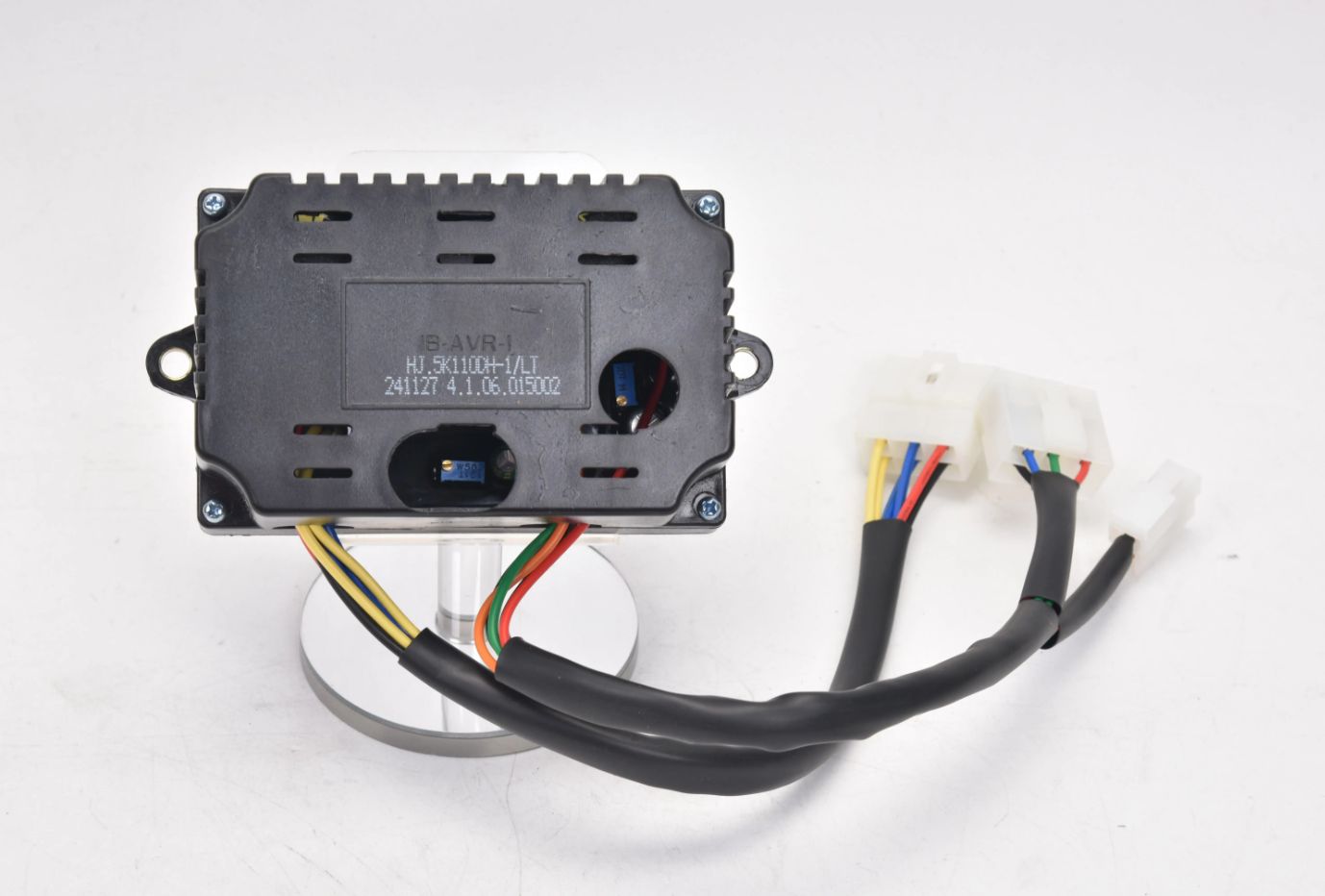 Для сварочных генераторов регуляторы напряжения (AVR, ATS), 220V, 13 проводов (новый образец)