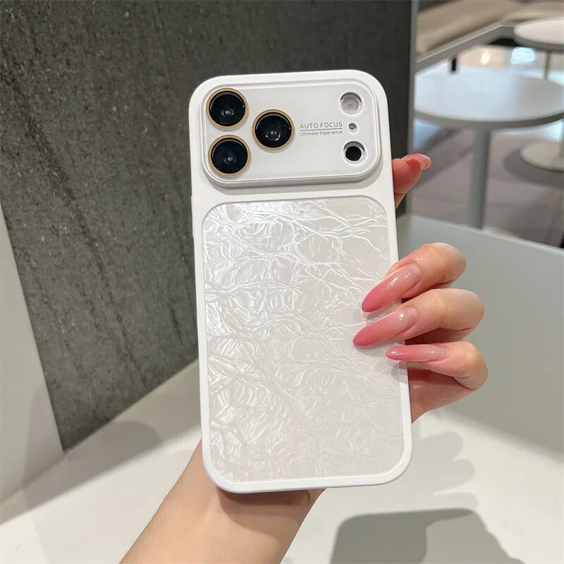 Белый чехол для iPhone 17 Pro с узором "Колотый лед"