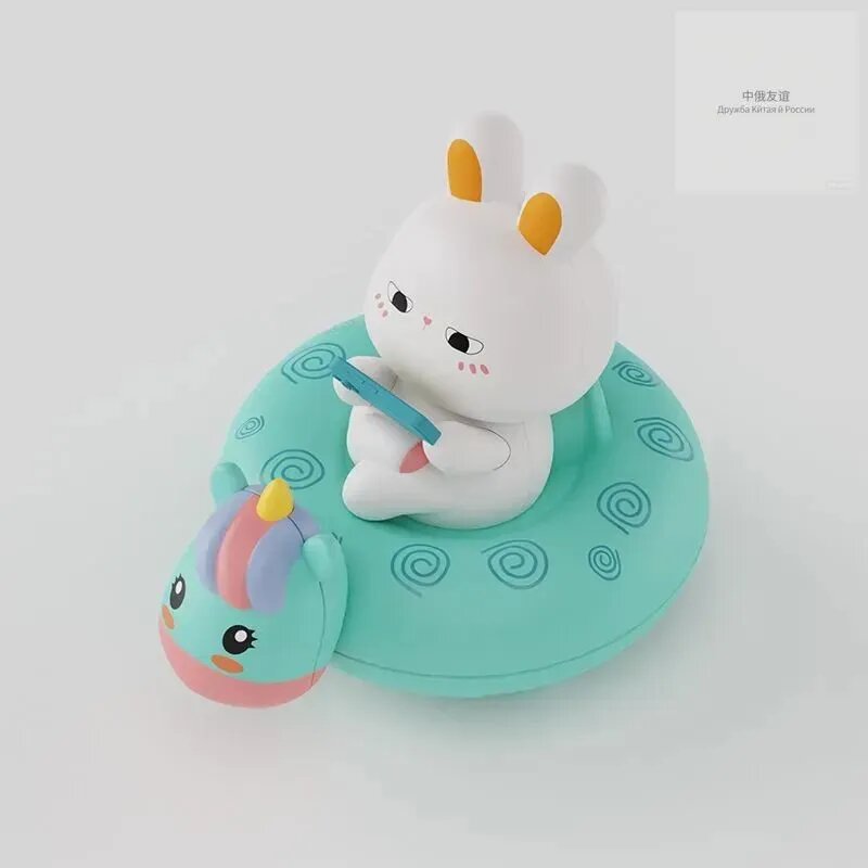 Детская игрушка-утёнок с пружинным механизмом для ванны . Играет, брызгает водой . Подходит для младенцев