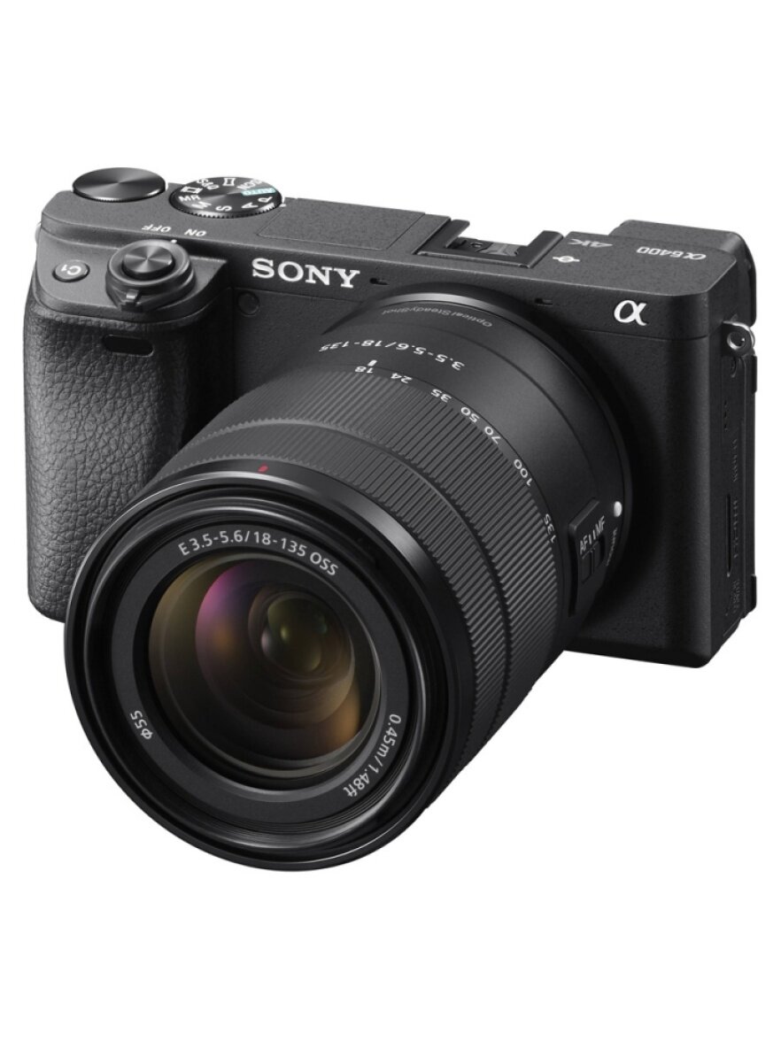 Цифровой фотоаппарат Sony A6400 кит 18-135 мм черный