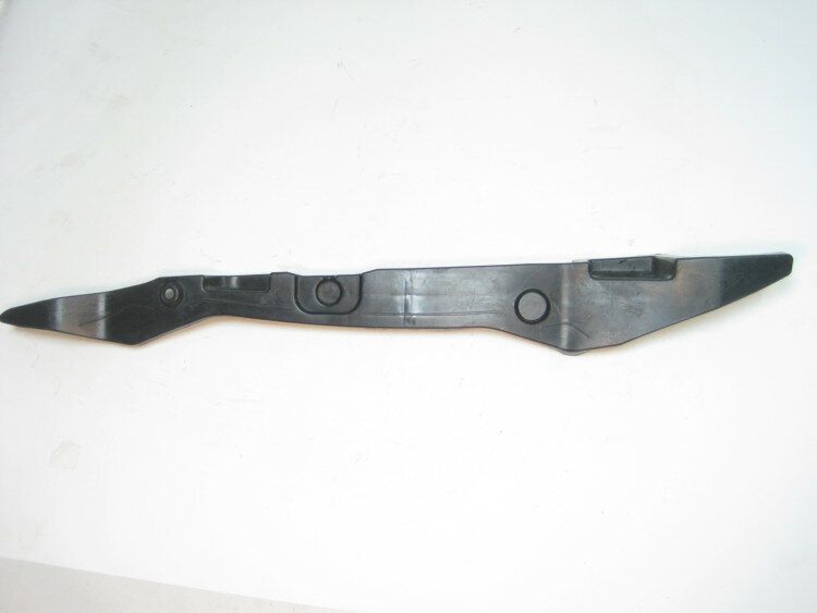 Пыльник крыла передний правый 96983378 95476192 Chevrolet Cruze J300