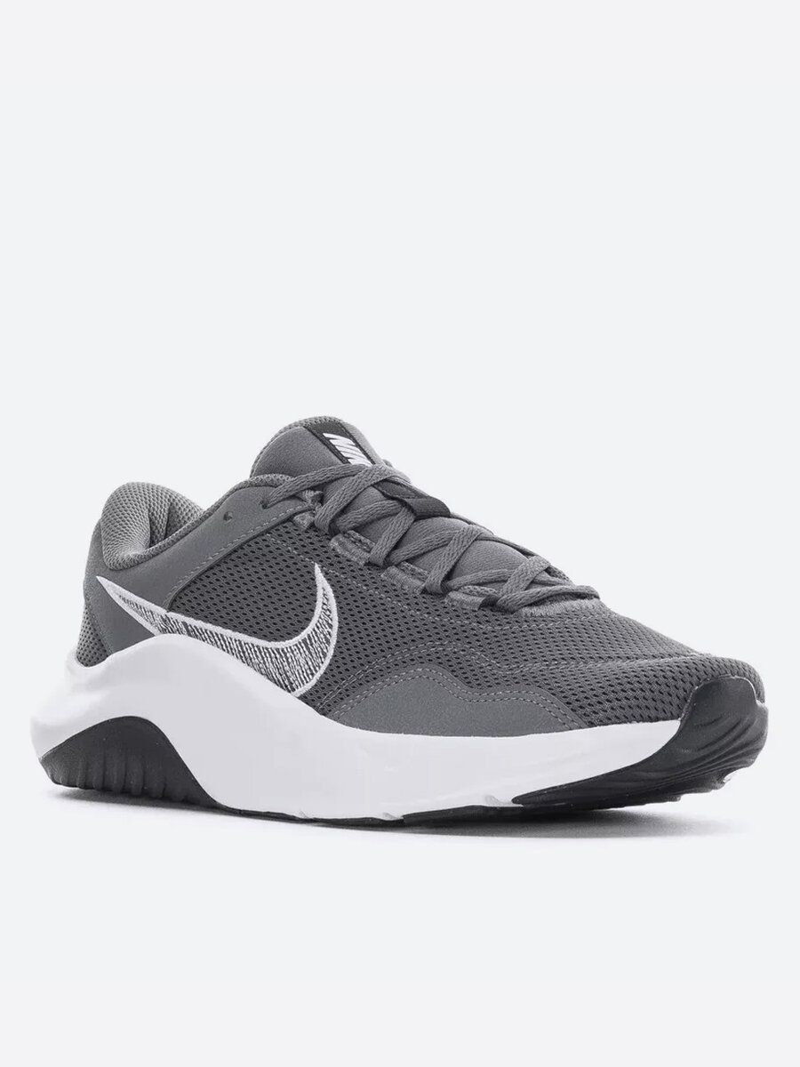 Кроссовки Nike Legend Essential 3