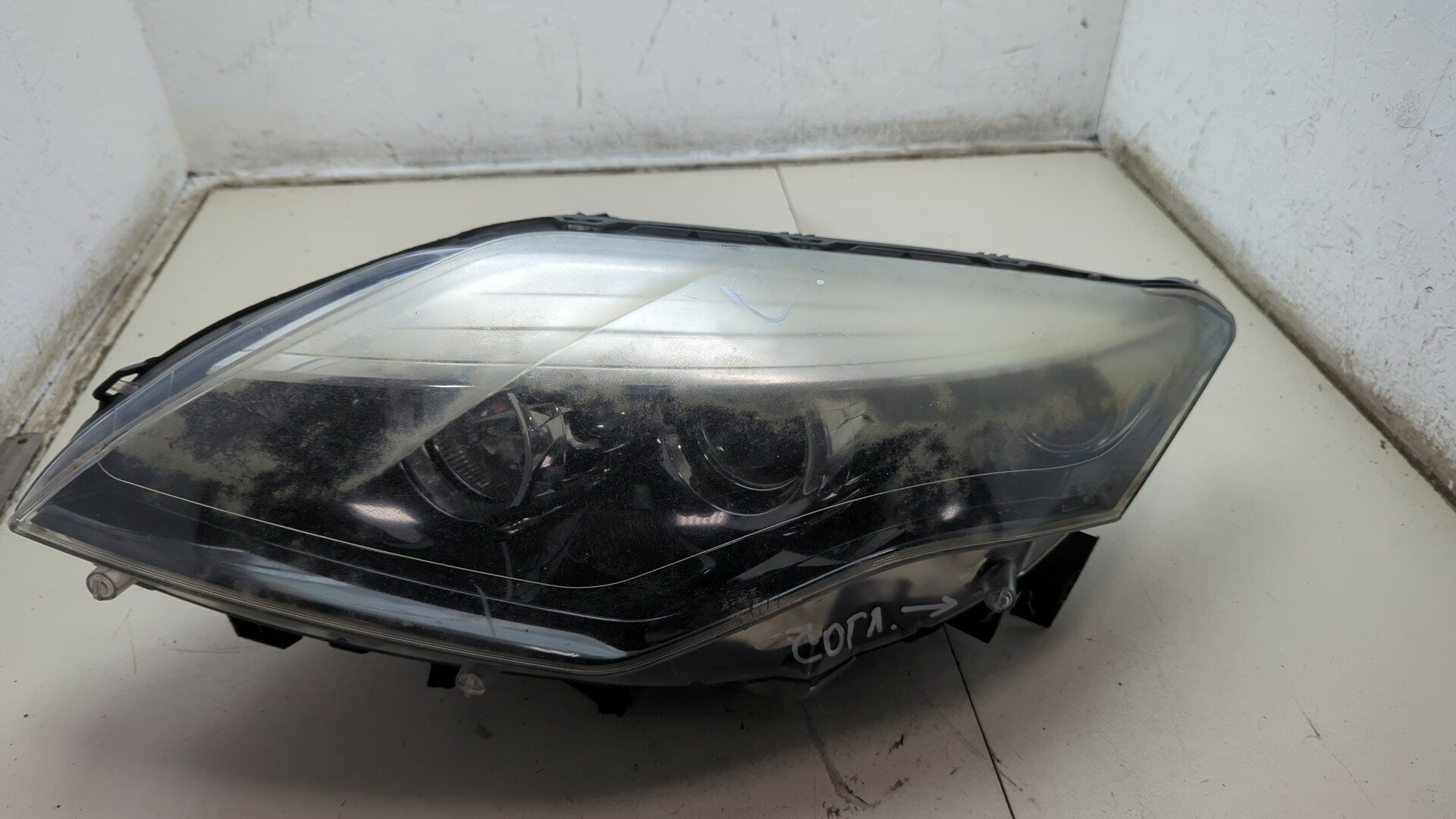 Фара (передняя) левая Renault Laguna 3 Б/У