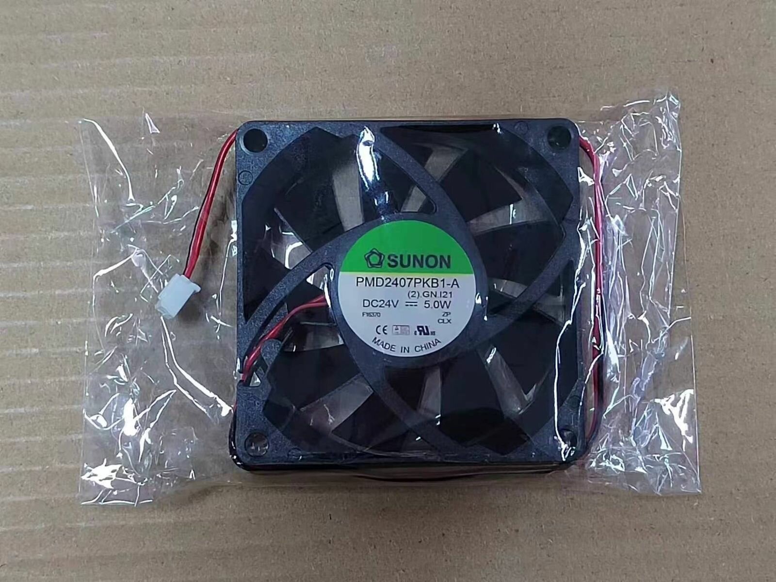 SUNON DC 24V 5.0W 7020 7 см 2 провода - Вентилятор PMD2407PKB1-A