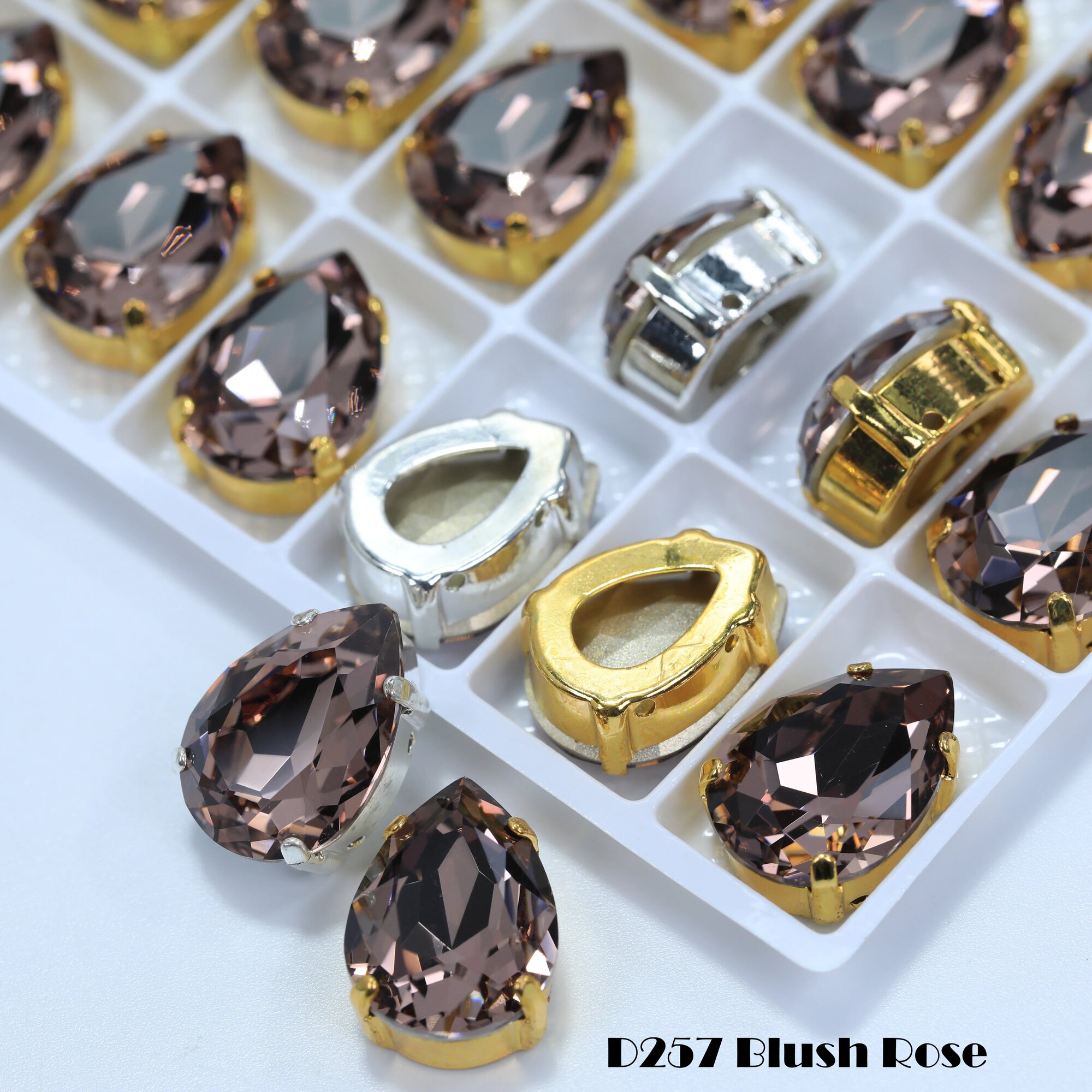 Хрустальные стразы-капельки белого цвета Silver Claw, 12Pcs 18mm25mm, D257 Blush Rose