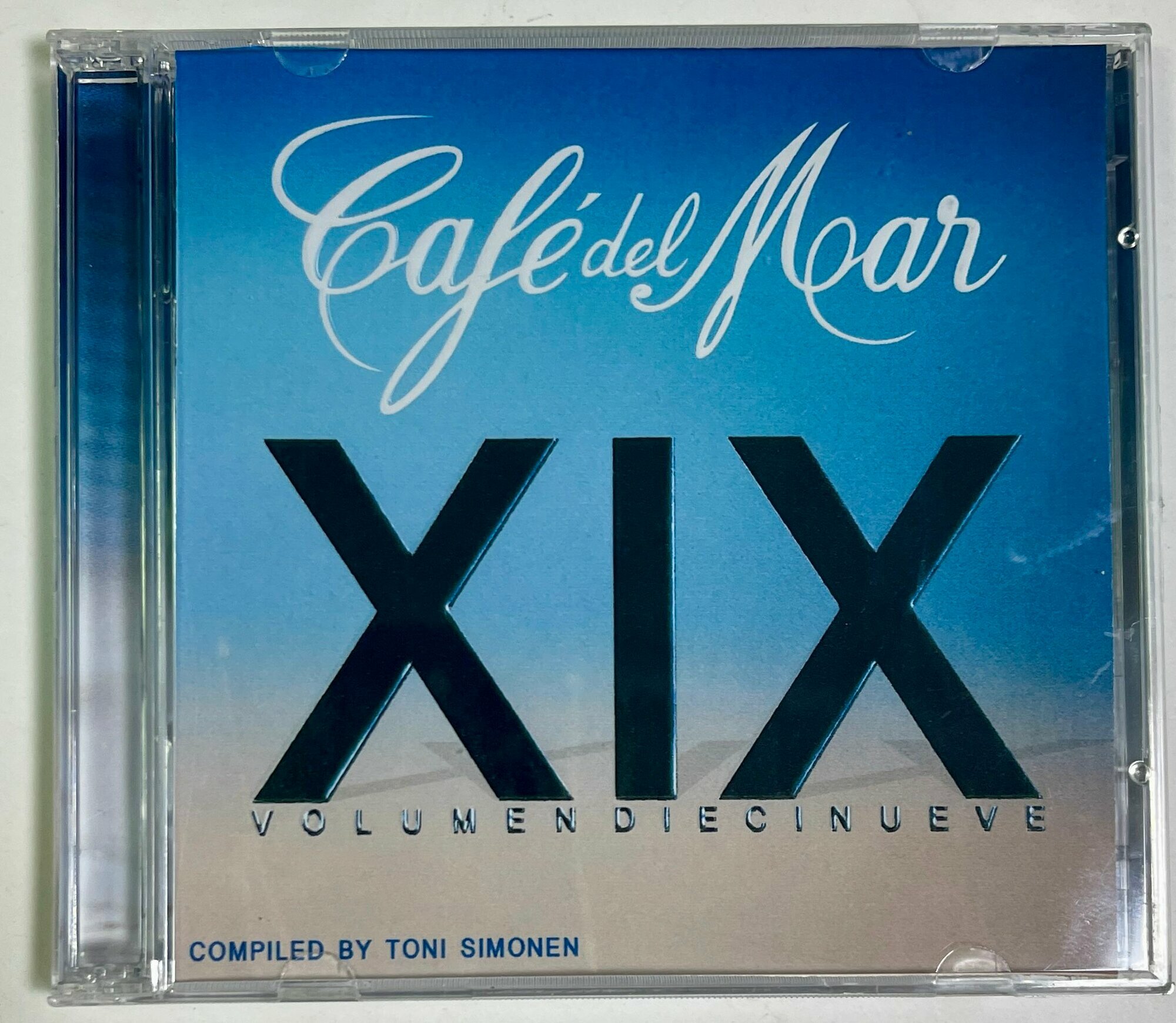 Компакт-диск (CD) Cafe Del Mar - XIX Volumen Diecinueve.