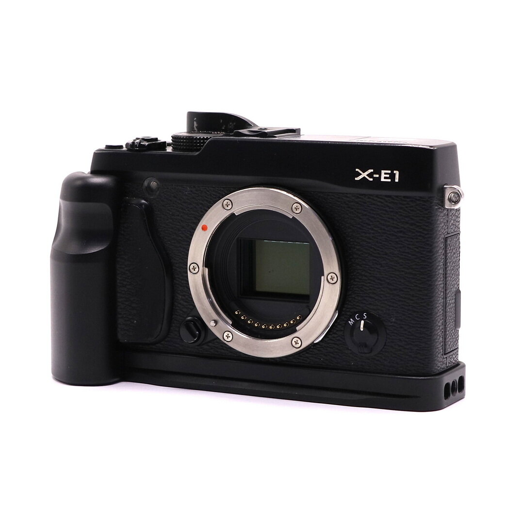 Цифровой фотоаппарат Fujifilm X-E1 body (Japan)