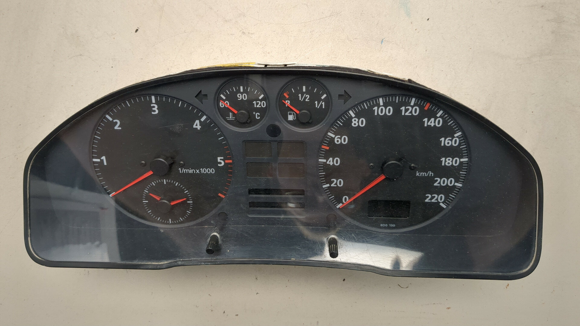 Приборная панель Audi A4 (B5) Б/У