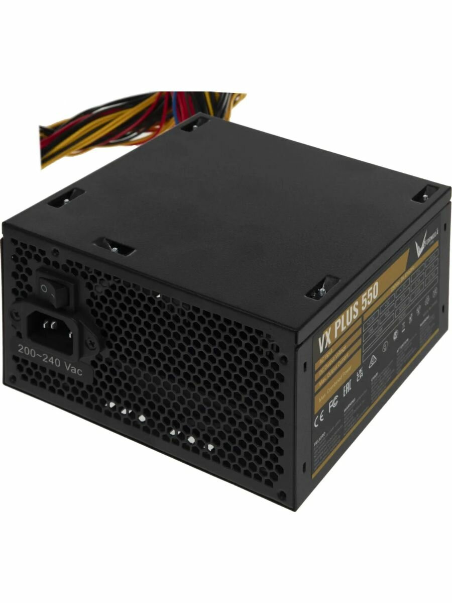 Блок питания FORMULA V LINE (AEROCOOL) 550W VX PLUS 550 (ATX, 20+4 pin, PCIe 6+2P, 3xMolex, 3xSATA, 120mm fan, RTL) (VX PLUS 550 (F))