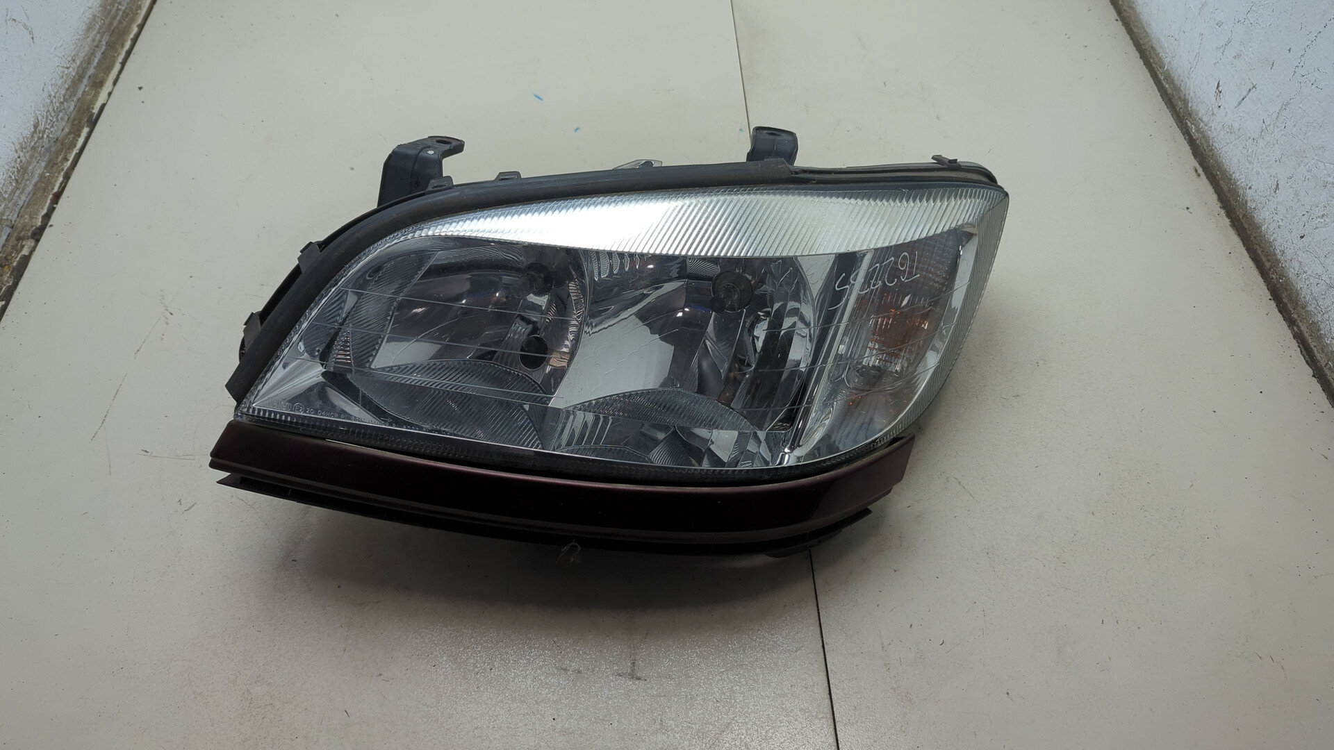 Фара (передняя) левая Opel Zafira A Б/У