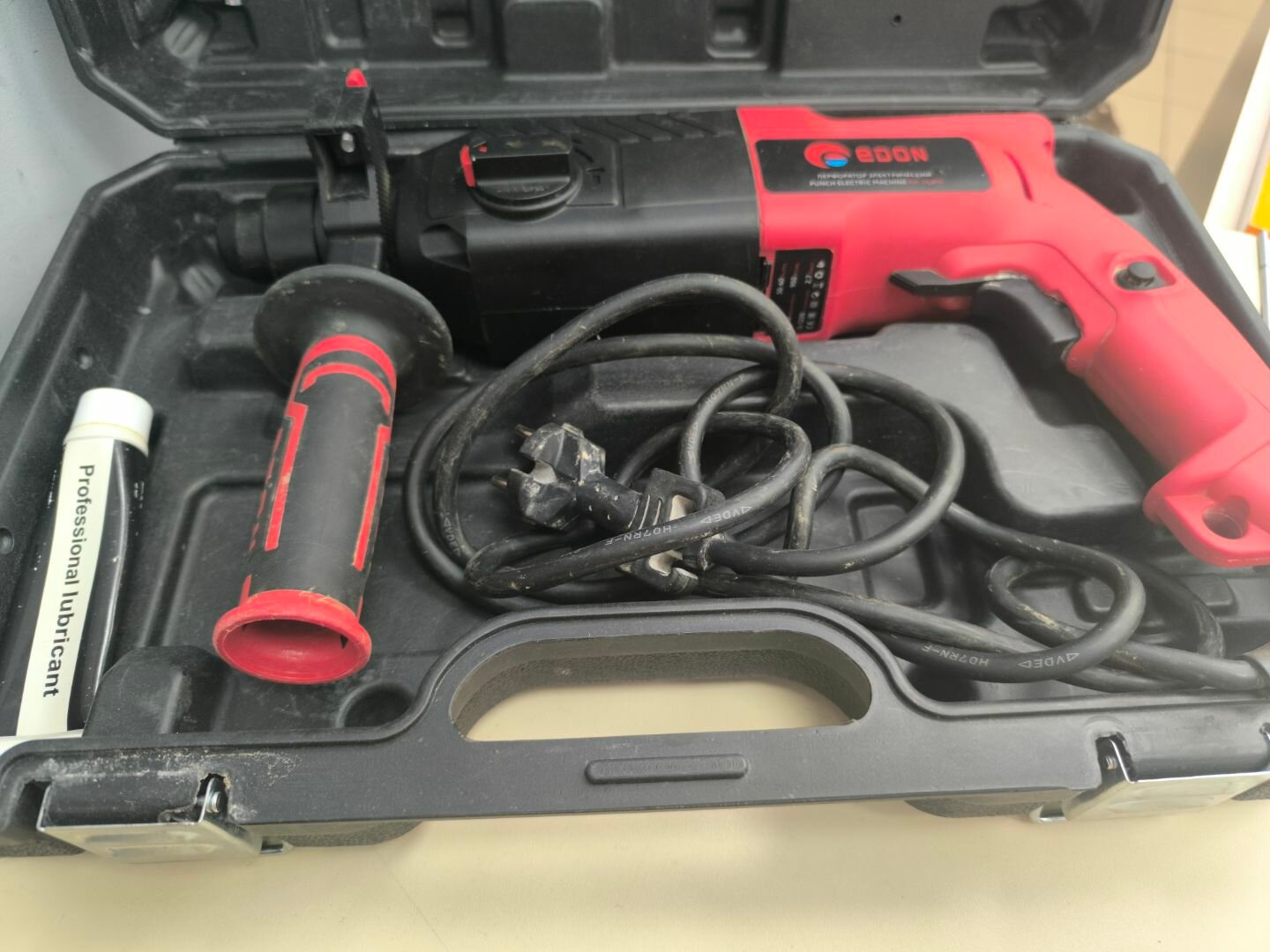 Перфоратор Edon RH-24/950, SDS-Plus, 950Вт, 1200 об/мин, с кейсом, Б/У, Уценка