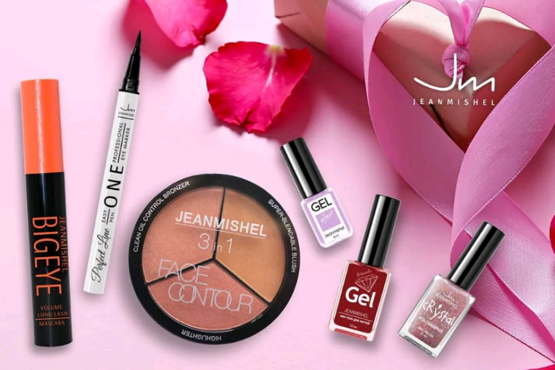 Jeanmishel Hd - Lip Gloss Блеск для губ 10 мл. №22 красная роза