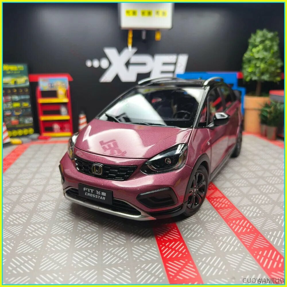 Honda FIT (4 - го поколения) 1: 18 Модель автомобиля из металлических сплавов