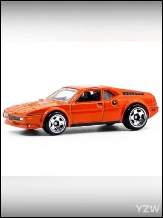 Игрушечная машинка Hot Wheels Silver Series BMW M1, масштаб 1:64, металл, пластик, оранжевый — фото 1
