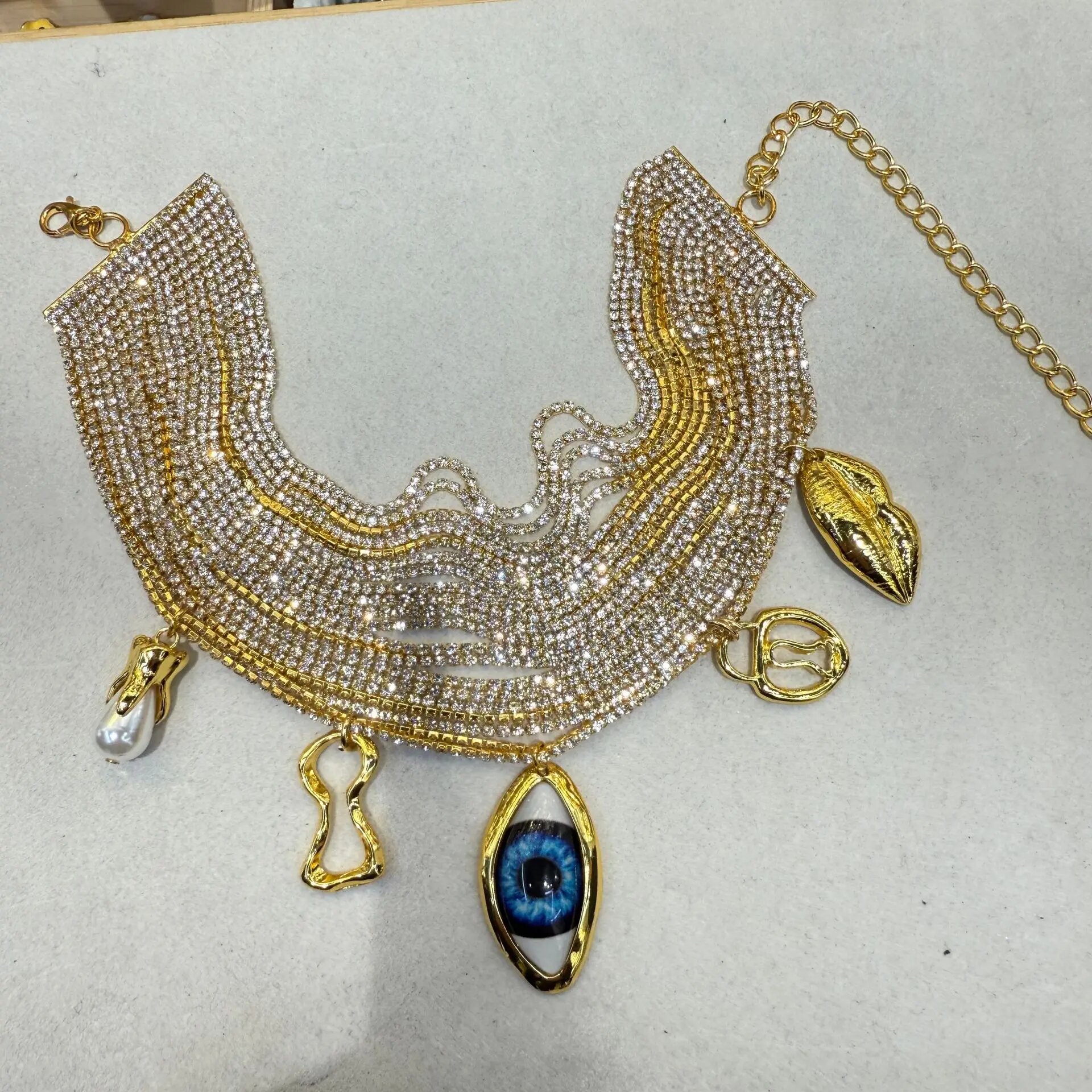 Колье
