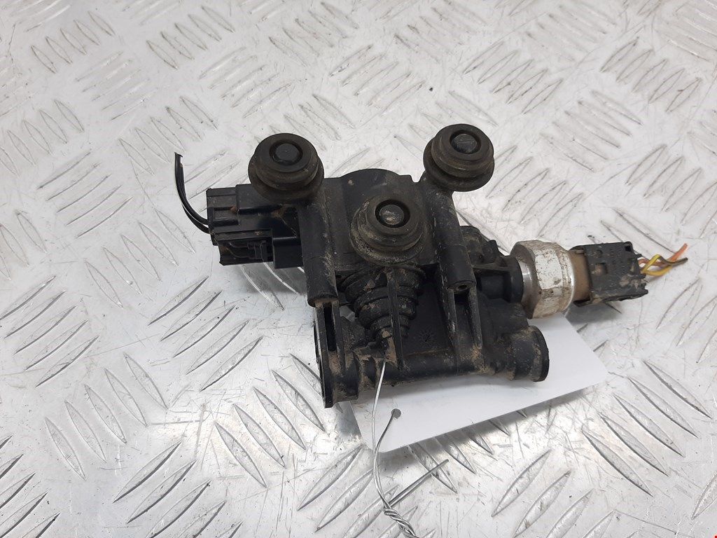 Клапан воздушный / 1772987 RVH000046 RVH000046 для Land Rover Range_Rover_Sport 1 (с пробегом)