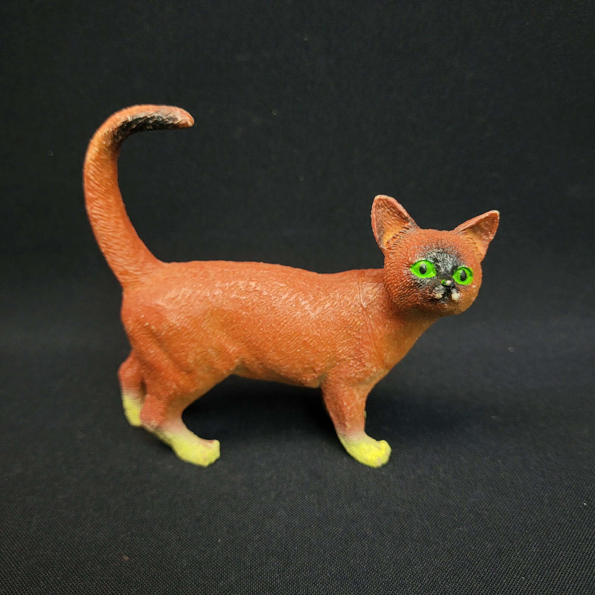 Фигурка винтажная, СССР. Кот стоящий, пластмасса, игрушка животного для коллекции и декора