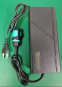 Зарядное устройство EDGE battery charger, Color: charger