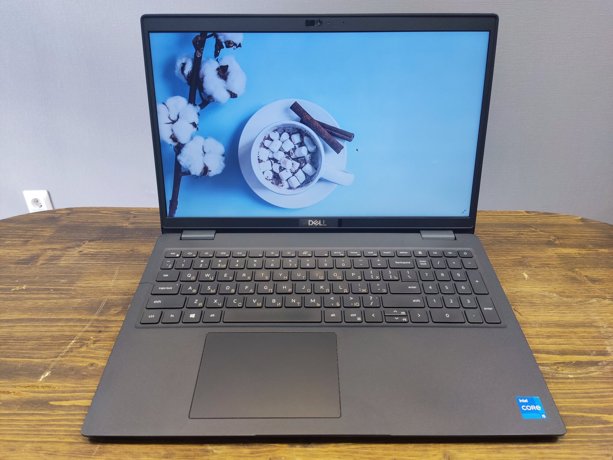 Ноутбук Dell Latitude 15.6", RAM 8 ГБ, SSD 256 ГБ, Intel Iris Xe Graphics, Windows Pro, темно-серый, черно-серый, Русская раскладка