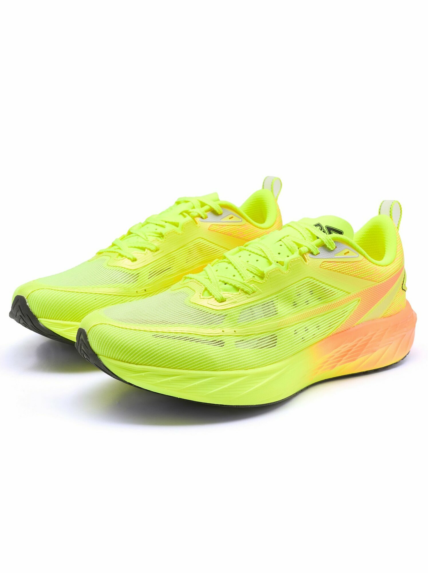 Кроссовки