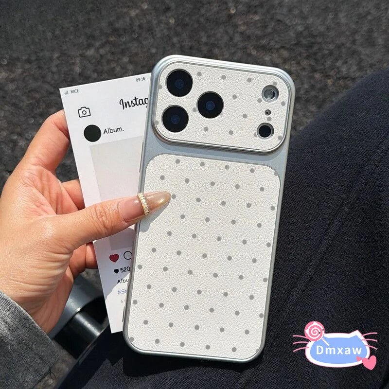 Чехол Realme 15T, белый в горошек с большим окном