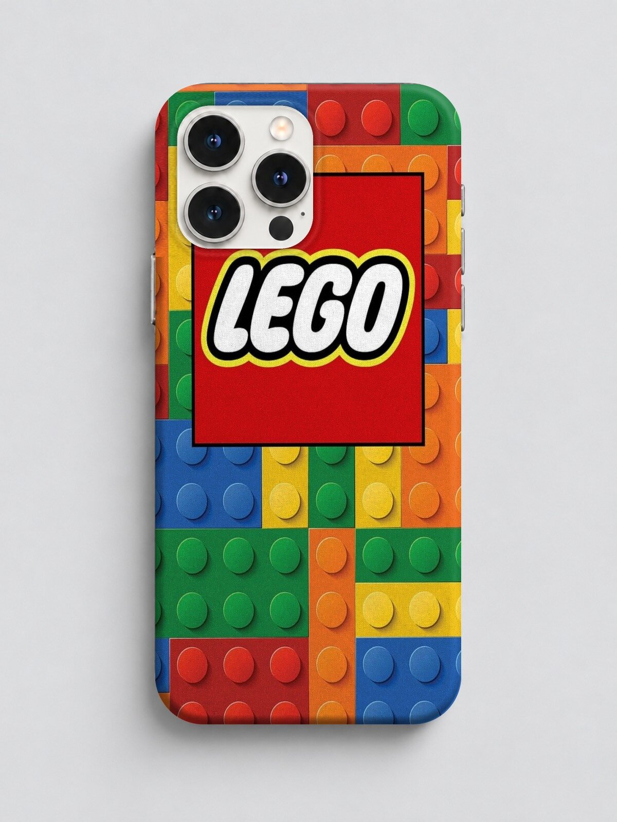 Прозрачный чехол на iPhone 15 Pro LEGO логотип