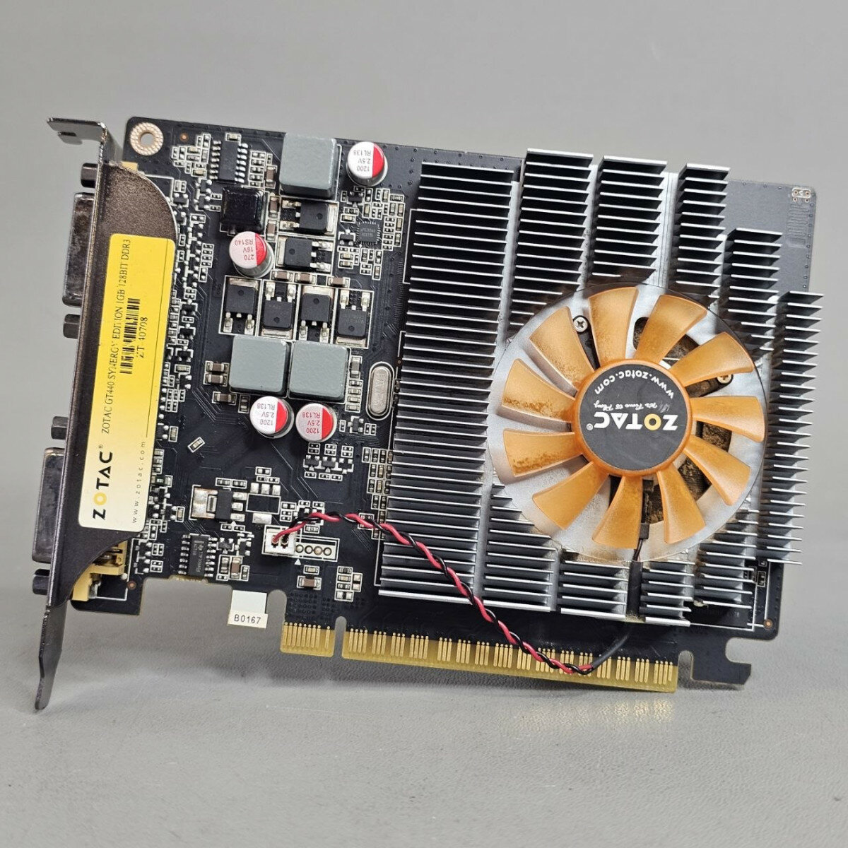 Видеокарта Zotac GeForce GT 440 1GB Synergy Edition
