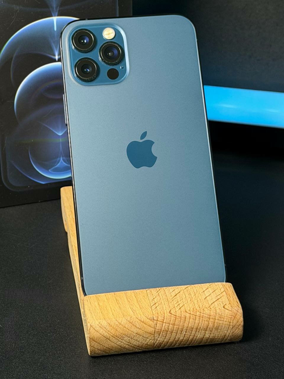 Смартфон Apple iPhone 12 Pro, 256 ГБ, nano-SIM + eSIM, синий