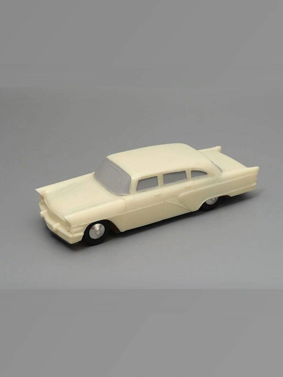 Антикварный игрушечный автомобиль ГАЗ "Чайка", 1960-70 гг, СССР