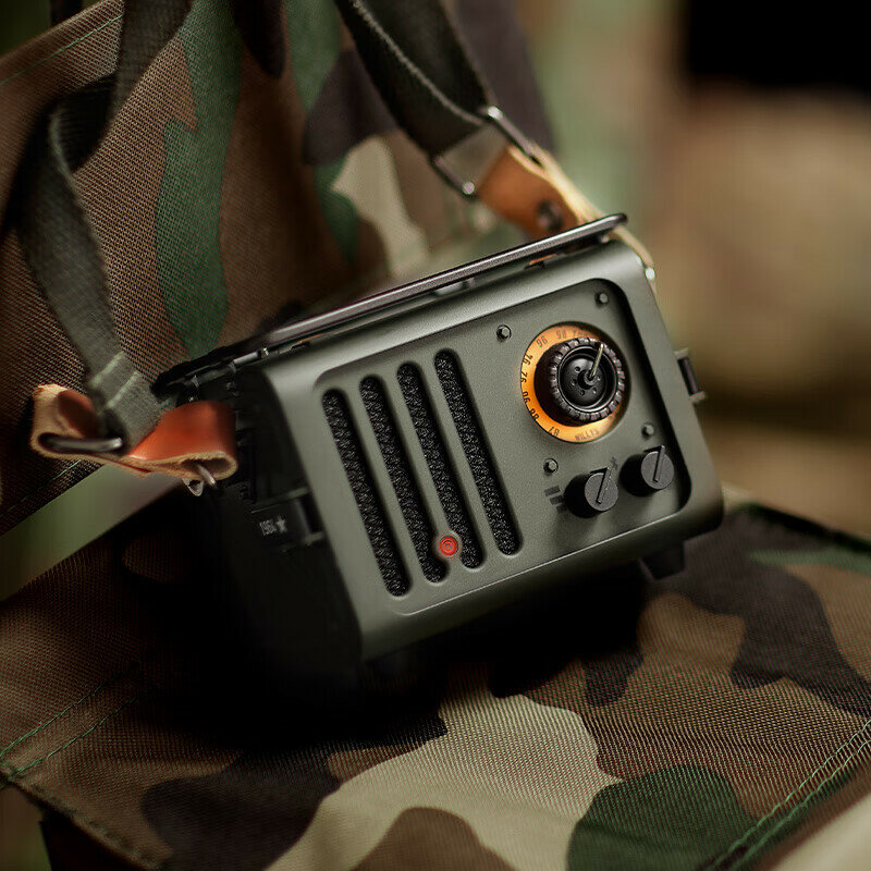 Портативная мини-колонка Bluetooth Wilderness Jeep в цвете джунглей Цвет：Дикое-Джип