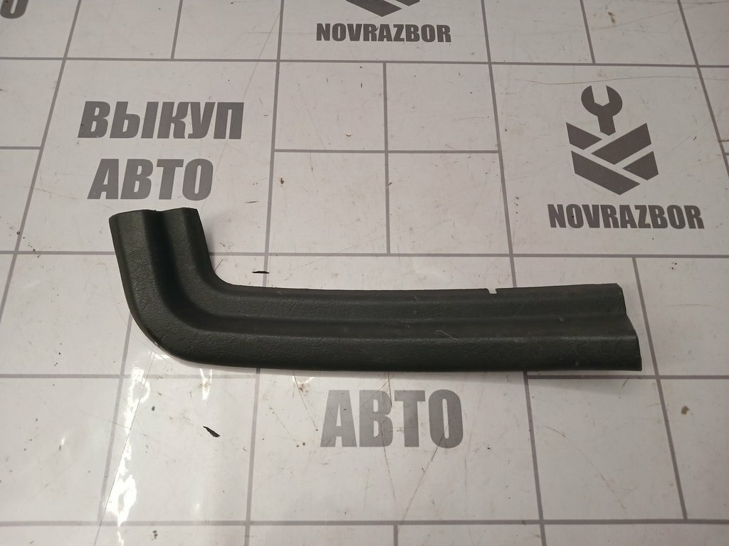 Обшивка двери багажника Ssang Yong Korando KJ 1996-2006