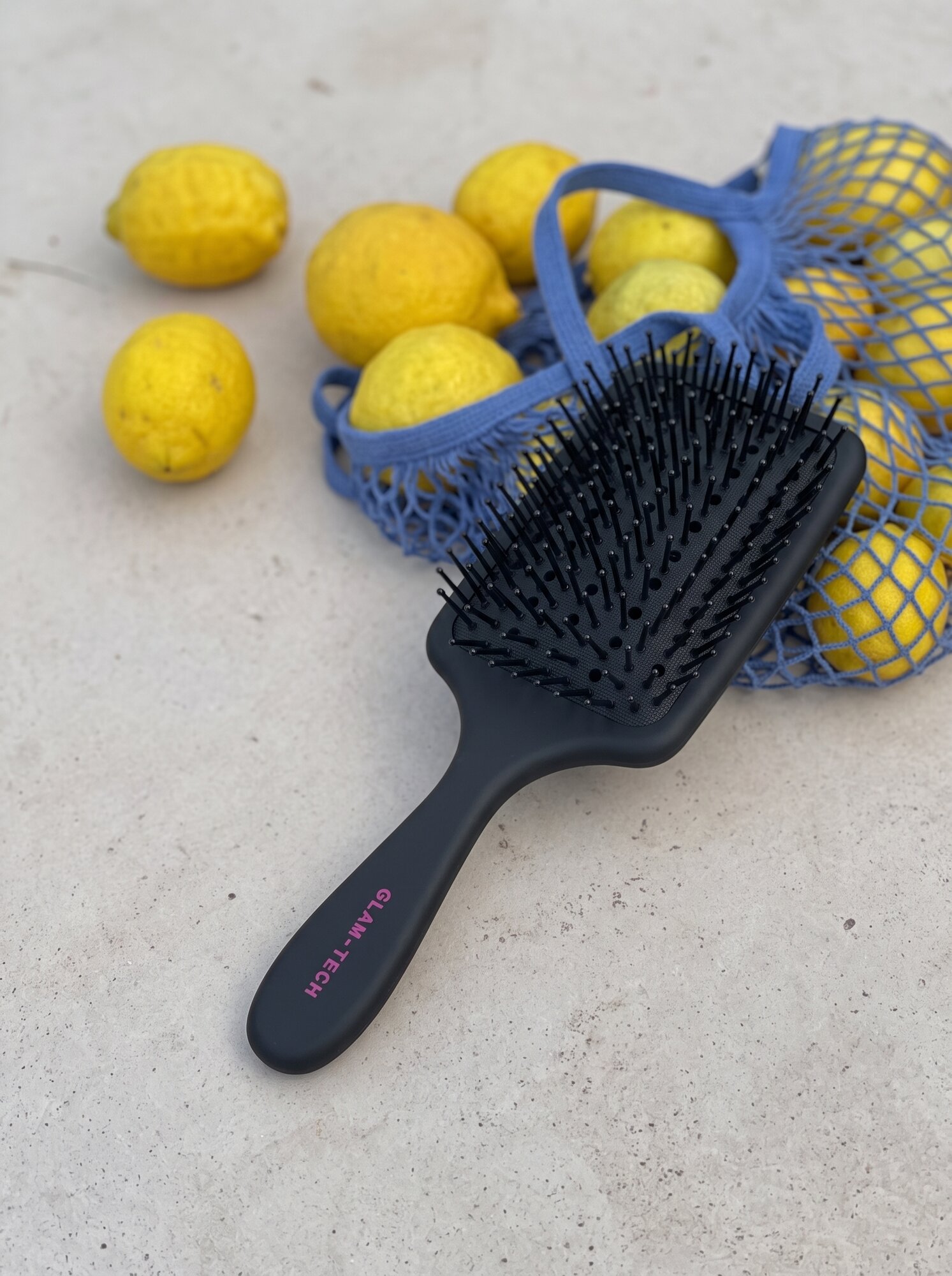 Плоская продуваемая щетка для волос Glam-Tech Air Brush для длинных и средних волос
