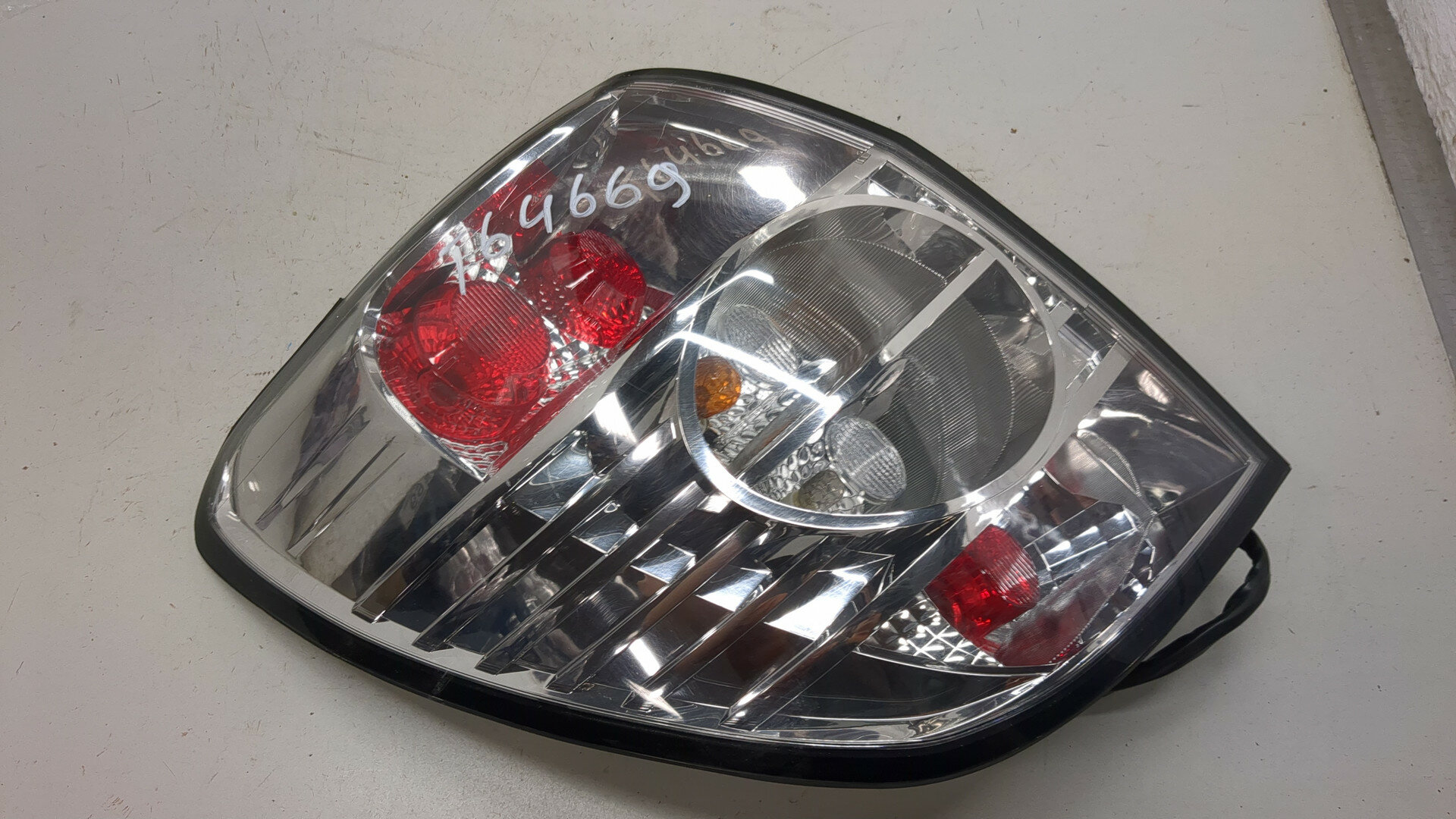 Фонарь (задний) левый Chevrolet Captiva Б/У