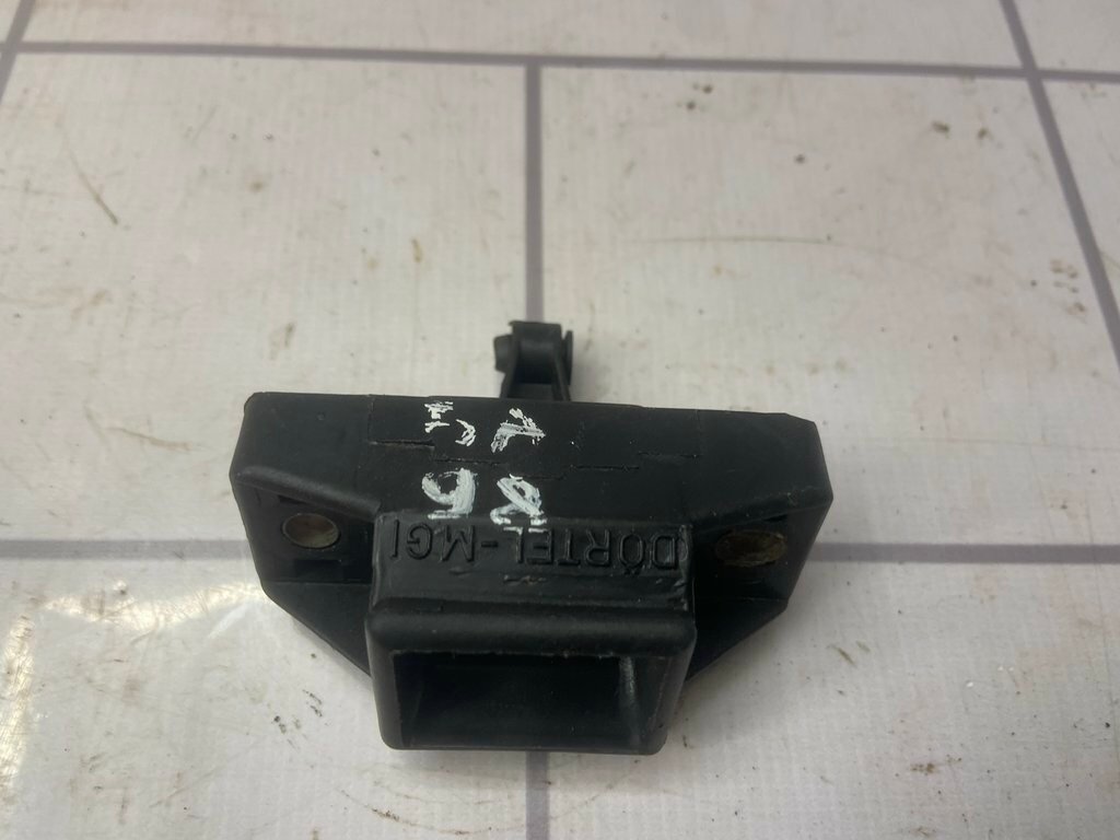 Замок багажника Renault Clio 2 Symbol 1998-2008