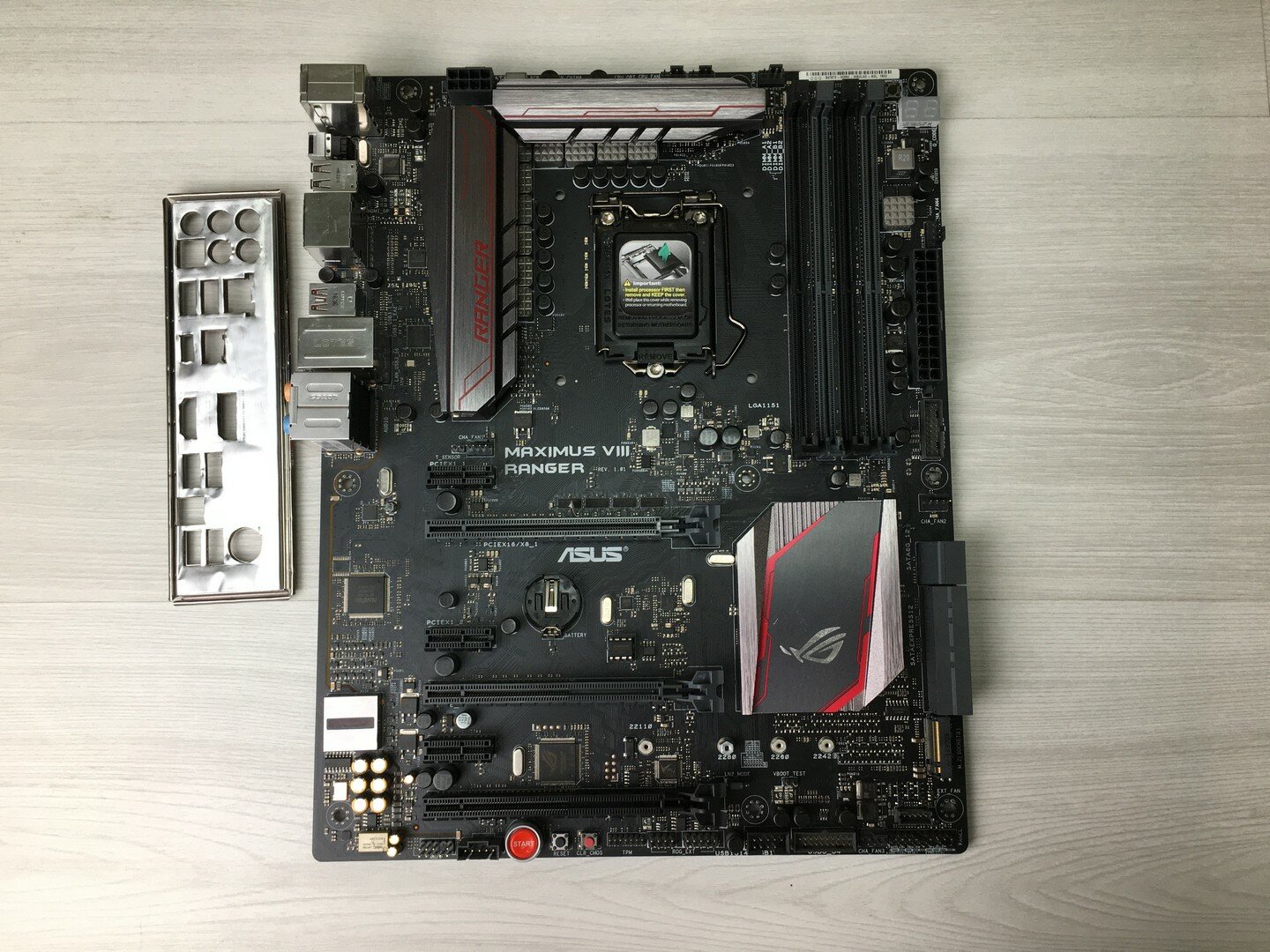 Материнская плата S-1151 ASUS MAXIMUS VIII RANGER, Z170/4xDDR4/M.2/SATA/Lan/USB3.1/DP/HDMI/Sb/ATX