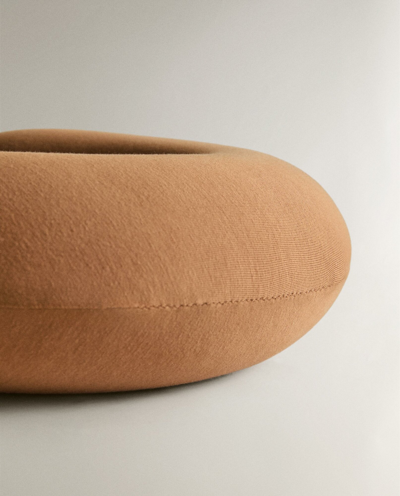 Детская дорожная подушка для собаки, 10 x 30 x 10 cm , BROWN. Бренд - Zara Home