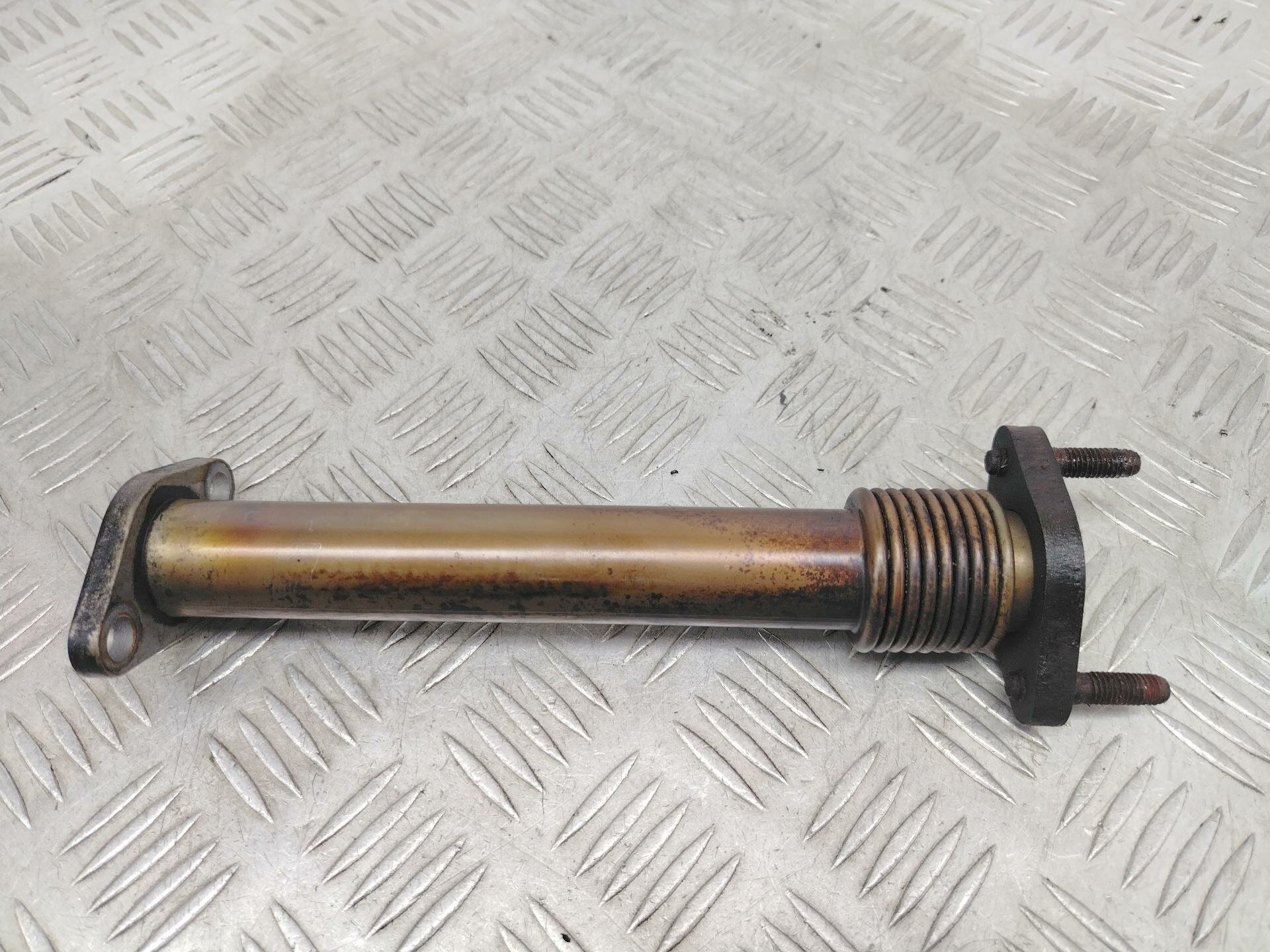 Патрубок (трубка) EGR Hyundai H350