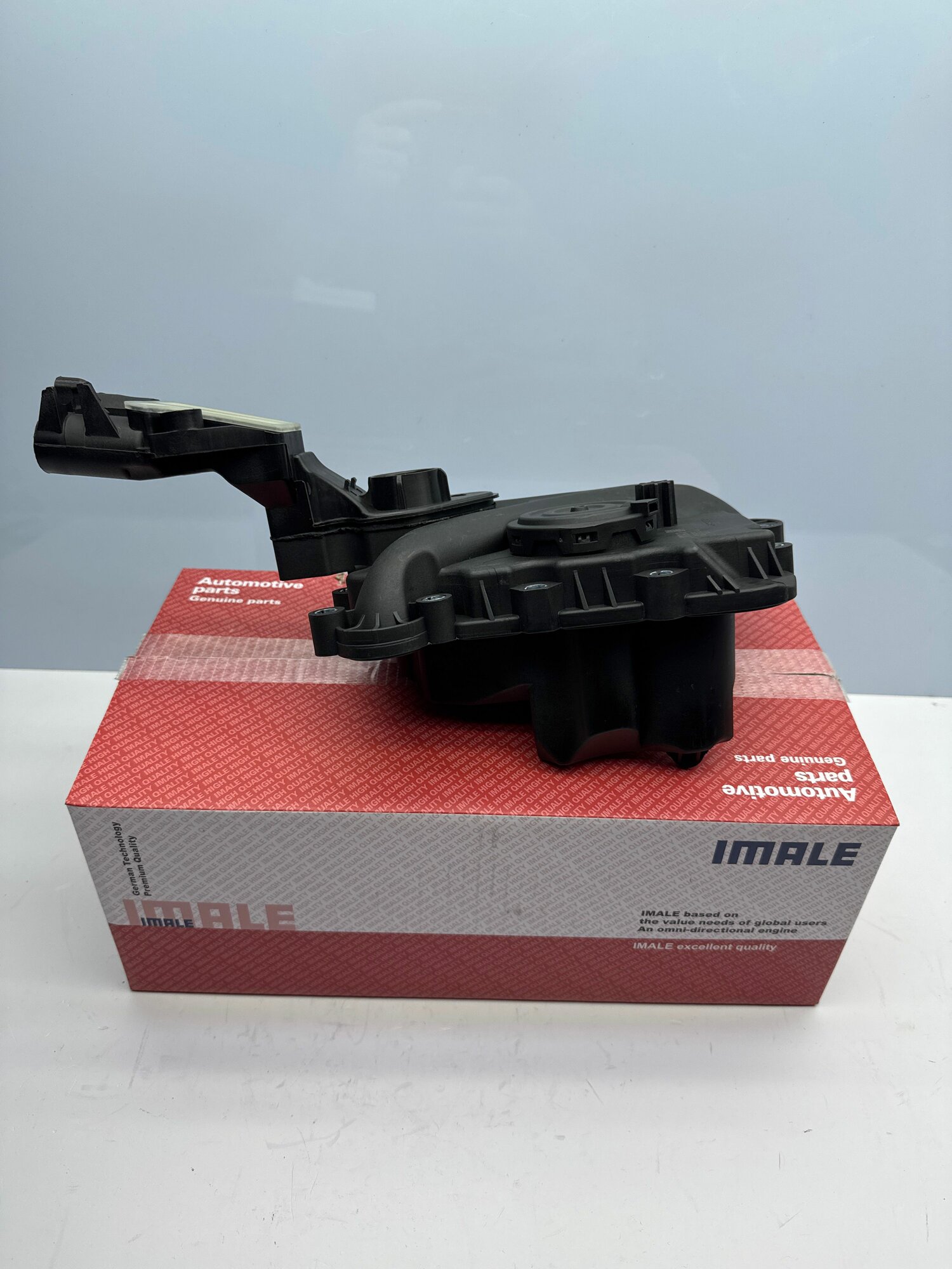 Маслоотделитель VW VAG 3.0 TFSI Фирма IMLENG I01027005 06E103547AB