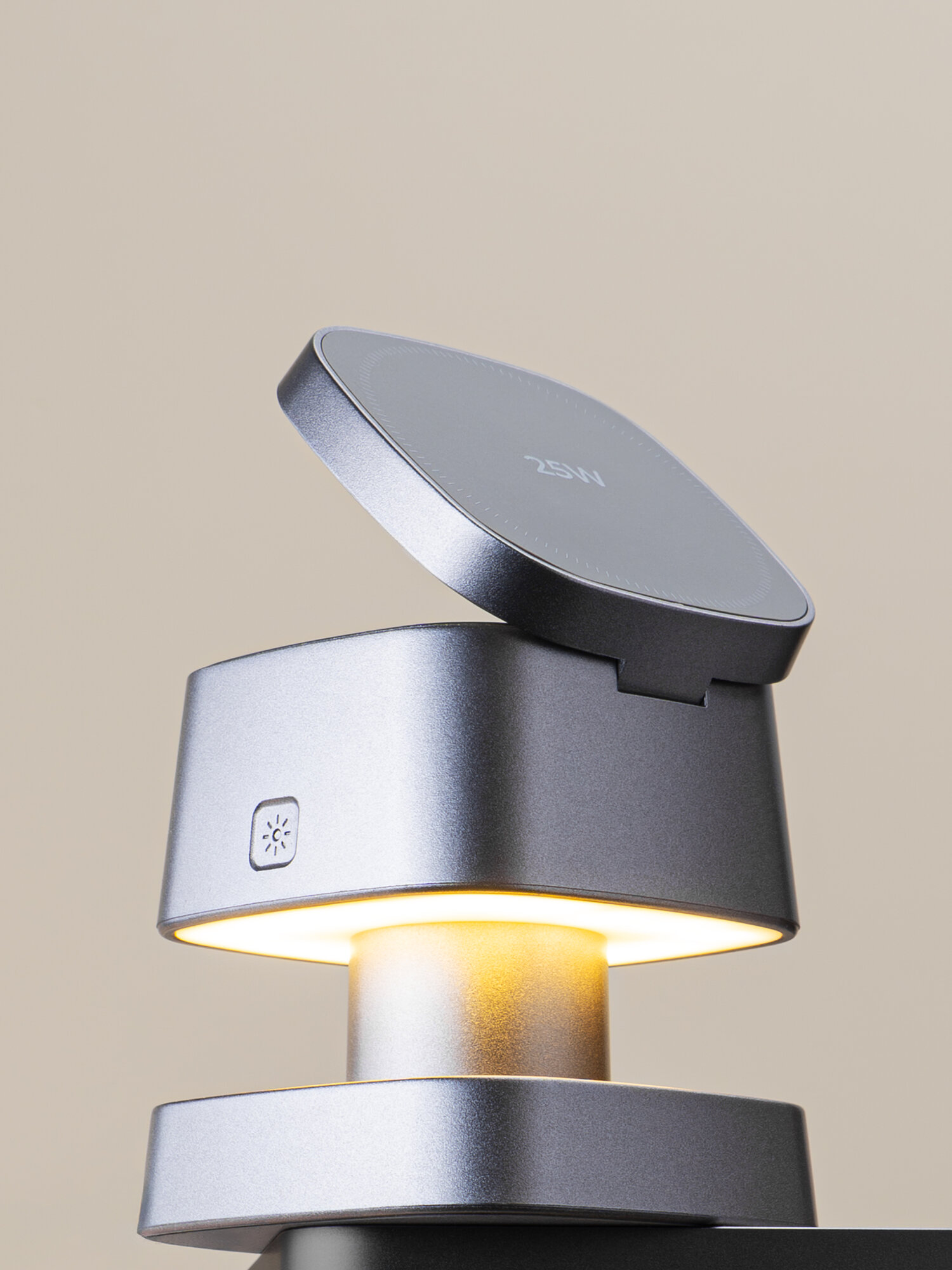 Беспроводное зарядное устройство 3 в 1, Qi2.2 25W Glow Light, MagSafe быстрая зарядка 25Вт, с ночником, Deppa, 23173