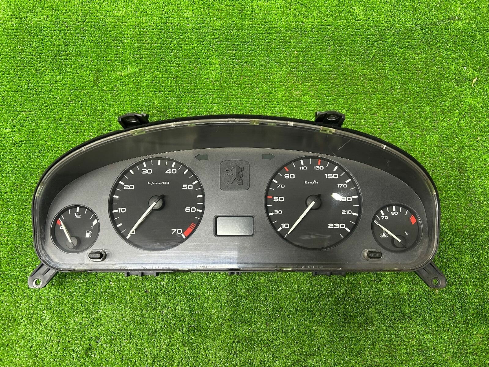 Панель приборов Peugeot 406 1.8 МКПП 1995-2004