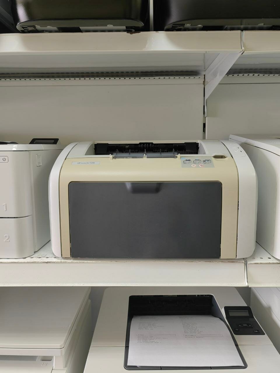 Принтер лазерный HP LaserJet P 1018 для дома и малого офиса, А4, черно-белая печать