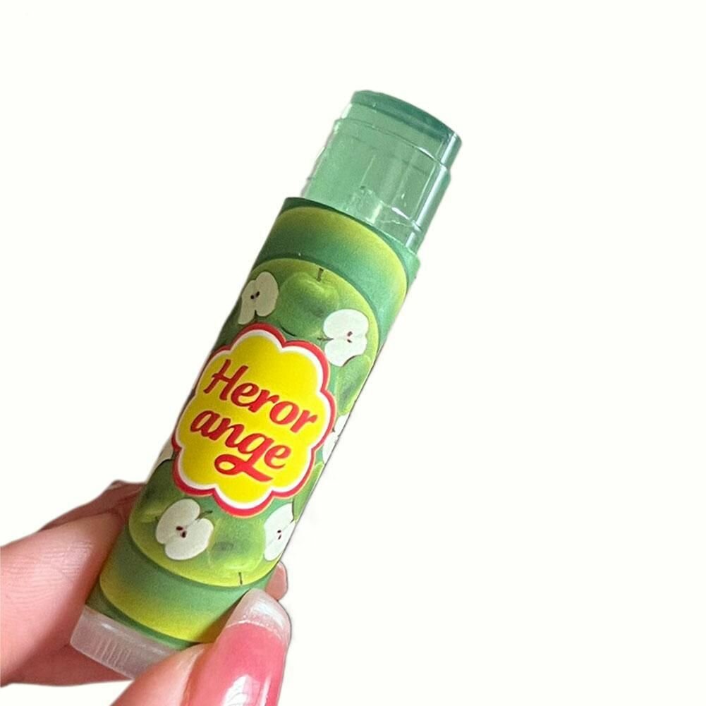 Бальзам для губ со вкусом леденца может уменьшить морщины на губах.